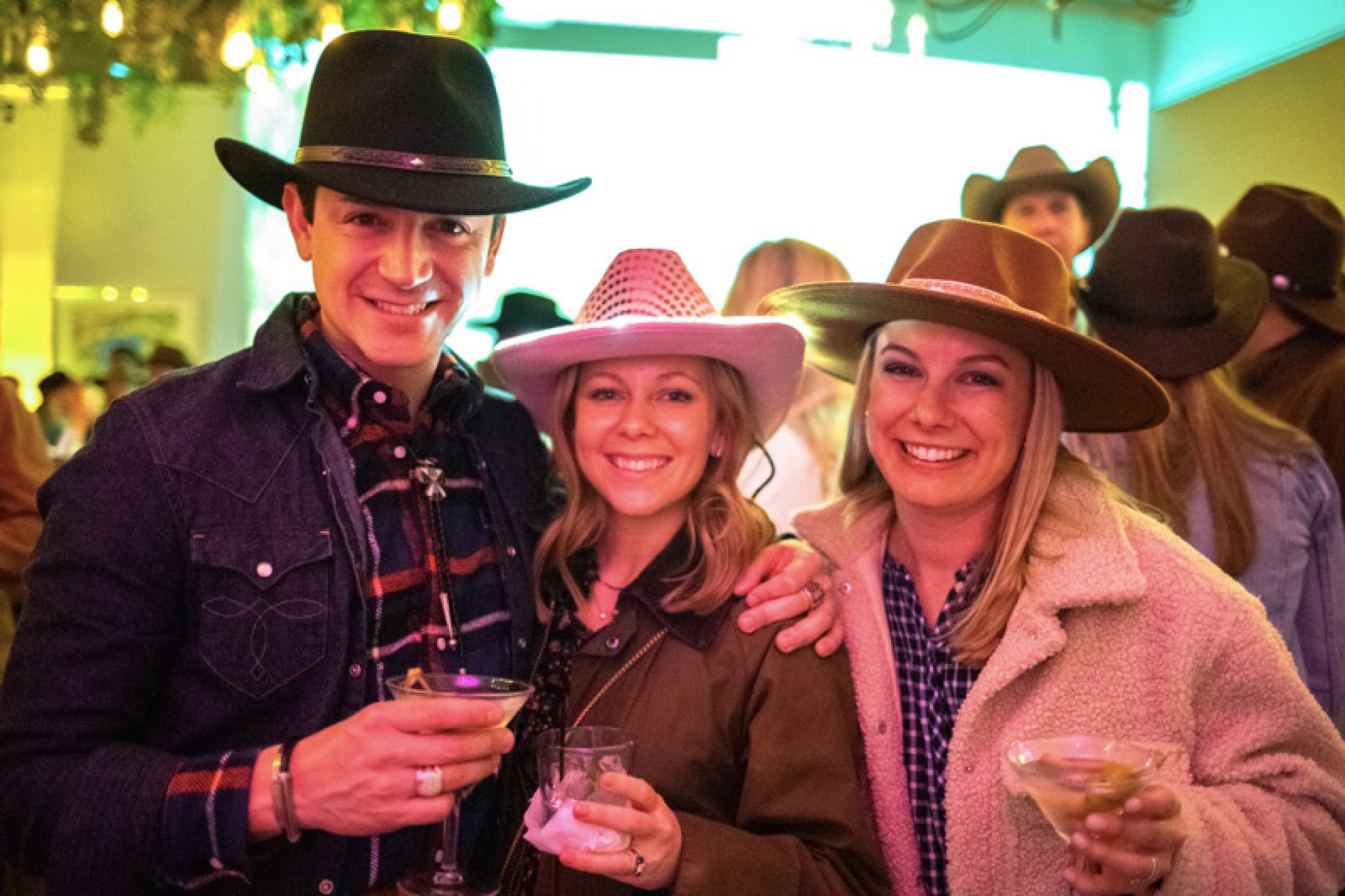 Party Pics are BACK!! Photos from Recent Galas & Events. | Scoop