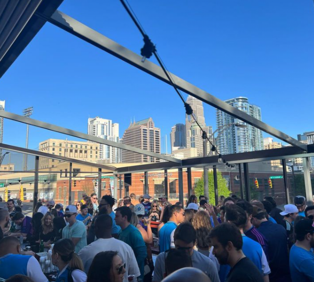 Best Charlotte Rooftop Bars & Restaurants for Summer 2023 | Scoop